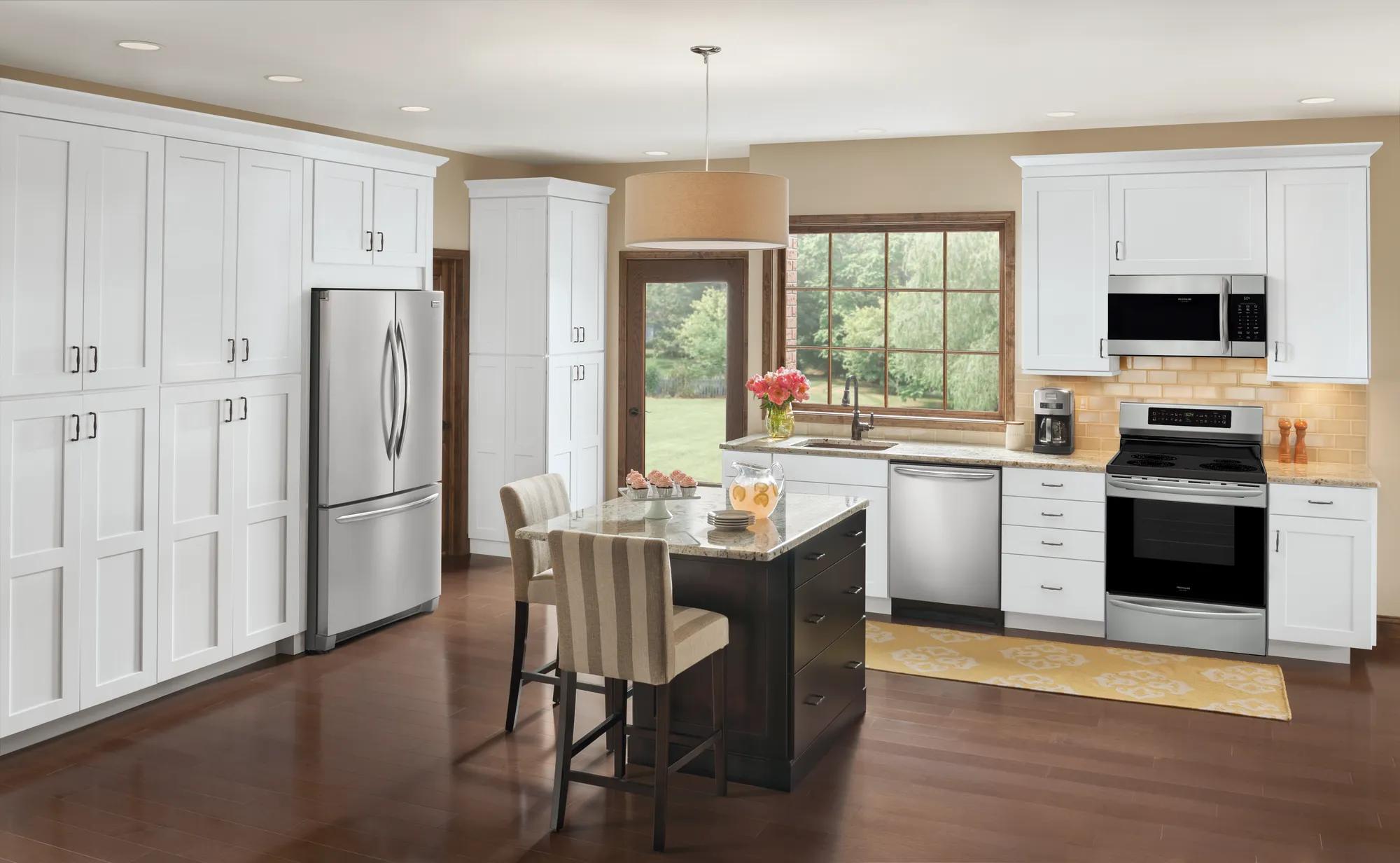 1.7 Cu. Ft. Over-The-Range Microwave Stainless Steel-FGMV176NTF ...